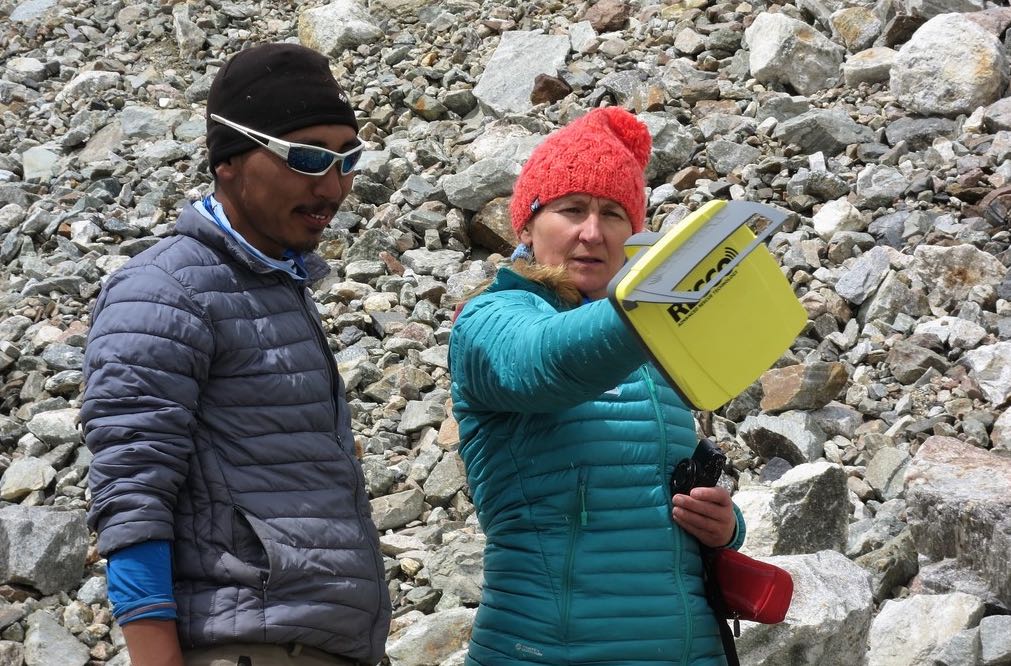 RECCO Avalanche Rescue System on Himalayan expeditions - Recco